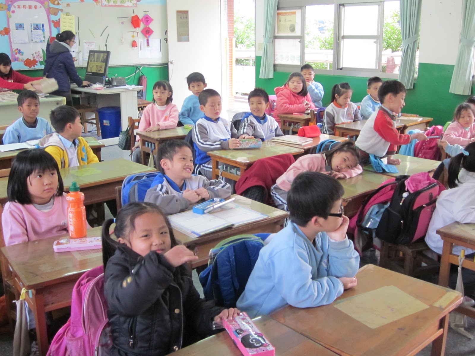 AYA's life in Ming-An elementary school and Taiwan